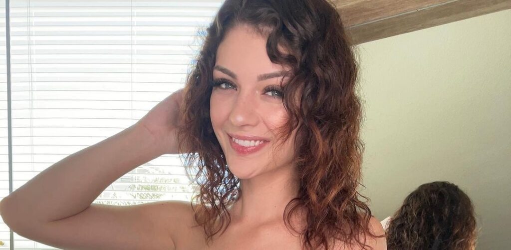 Ruby De Rossi: The Rising Star of Social Media - Pachn