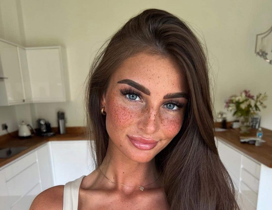 Maddy Cheary: The British Gem of Social Media 🇬🇧💎 - Pachn