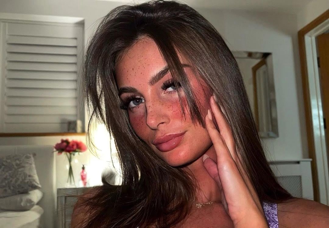 Maddy Cheary: The British Gem of Social Media 🇬🇧💎 - Pachn