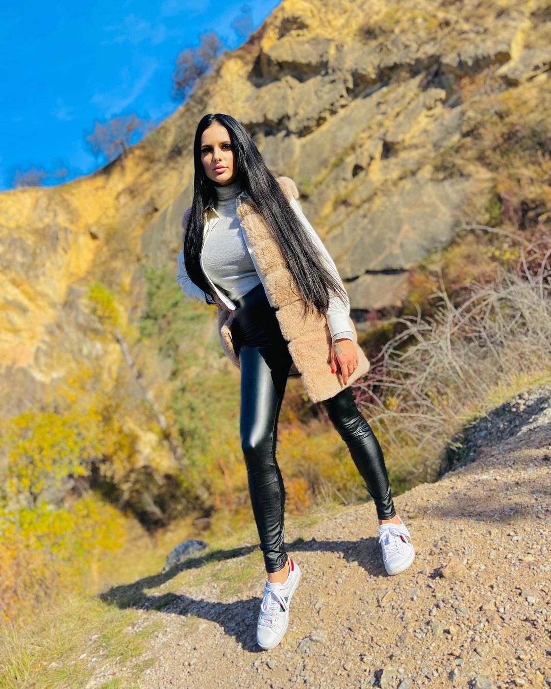 Barbie Esm: A Captivating Journey Unveiled | Discover Her Bio, Age ...