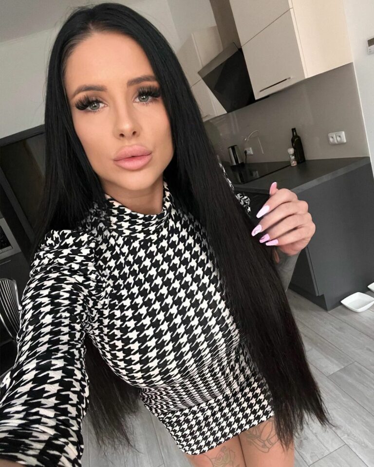 Barbie Esm: A Captivating Journey Unveiled | Discover Her Bio, Age, Height, and Wiki in this ...