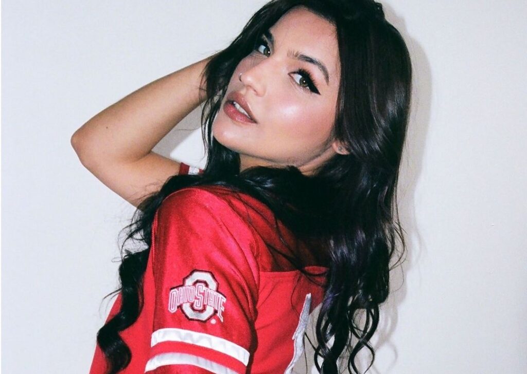 Becca Vlaszof: Bio, Age, Height, Wiki | Unveiling the Extraordinary ...