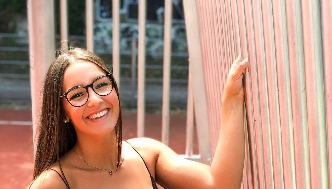 Lara Marie Conrads: Inspiring Bio, Age, and Height Revealed | Unveiling the Model's Captivating ...