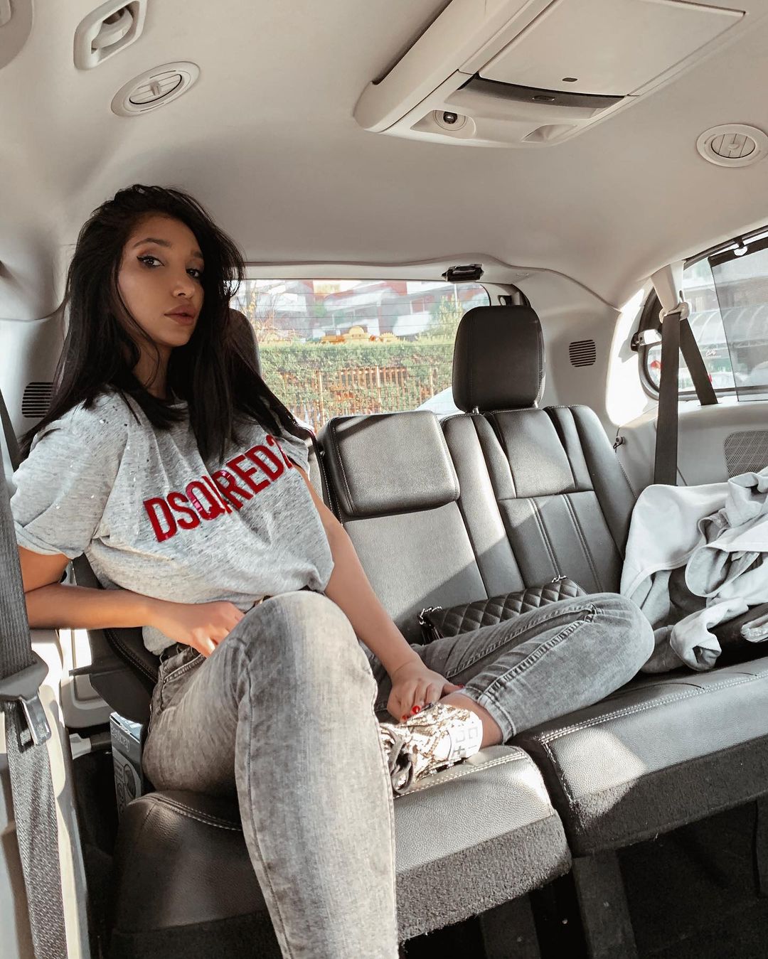 Naomi Selvaggia De Crescenzo: A Captivating Biography of Elegance ...